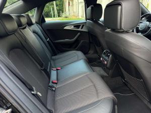 Black Audi A6 2018 in Vilnius, with an engine capacity of 2.00 L and mileage of 300 thousand km for 13999 €, photo 28 on AUTOMOTO.COM.LV