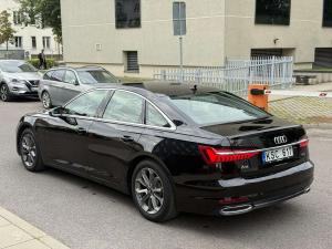 Black Audi A6 2019 in Vilnius, with an engine capacity of 2.97 L and mileage of 247 thousand km for 22000 €, photo 3 on AUTOMOTO.COM.LV