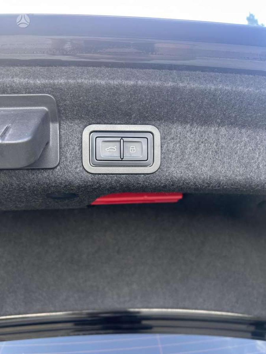 Black Audi A6 2020 in Vilnius, with an engine capacity of 1.97 L and mileage of 58 thousand km for 28 €, photo 11 on AUTOMOTO.COM.LV