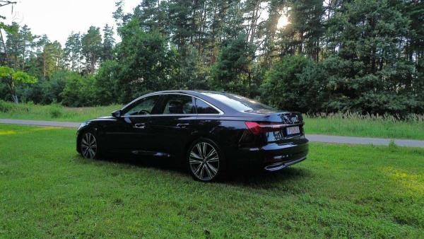 Melns Audi A6 2020 Kauņa, ar dzinēja tilpumu 1.98 L un nobraukumu 198 tūkst. km par 22000 €, foto 3 vietnē AUTOMOTO.COM.LV