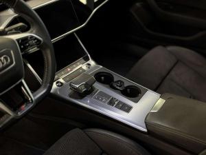 Black Audi A6 2020 in Klaipeda, with an engine capacity of 1.98 L and mileage of 74 thousand km for 36900 €, photo 20 on AUTOMOTO.COM.LV