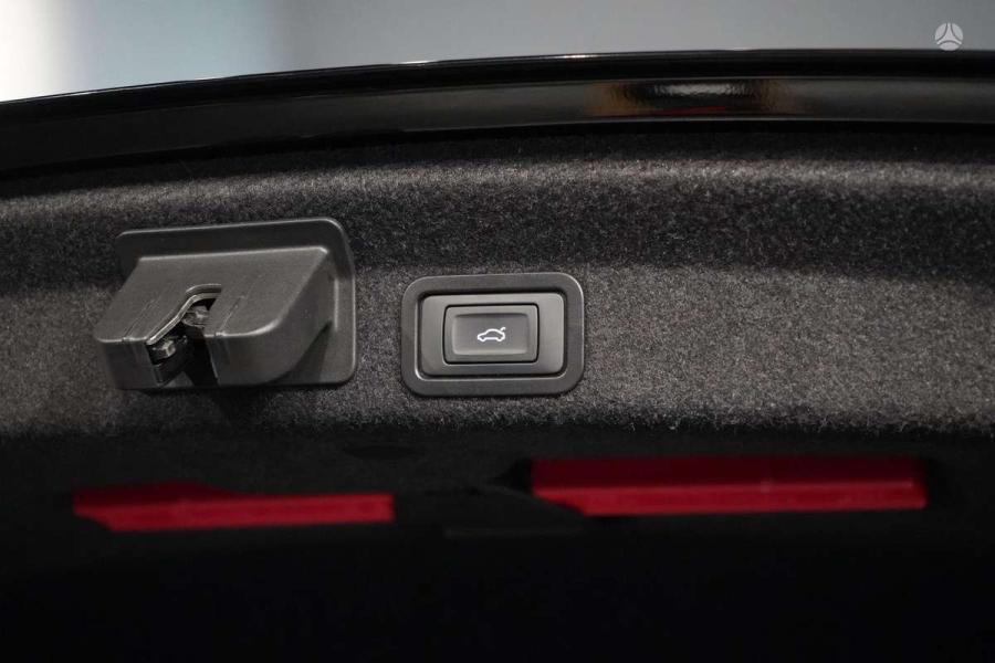Melns Audi A6 2021 Viļņa, ar dzinēja tilpumu 1.97 L un nobraukumu 99 tūkst. km par 25900 €, foto 14 vietnē AUTOMOTO.COM.LV