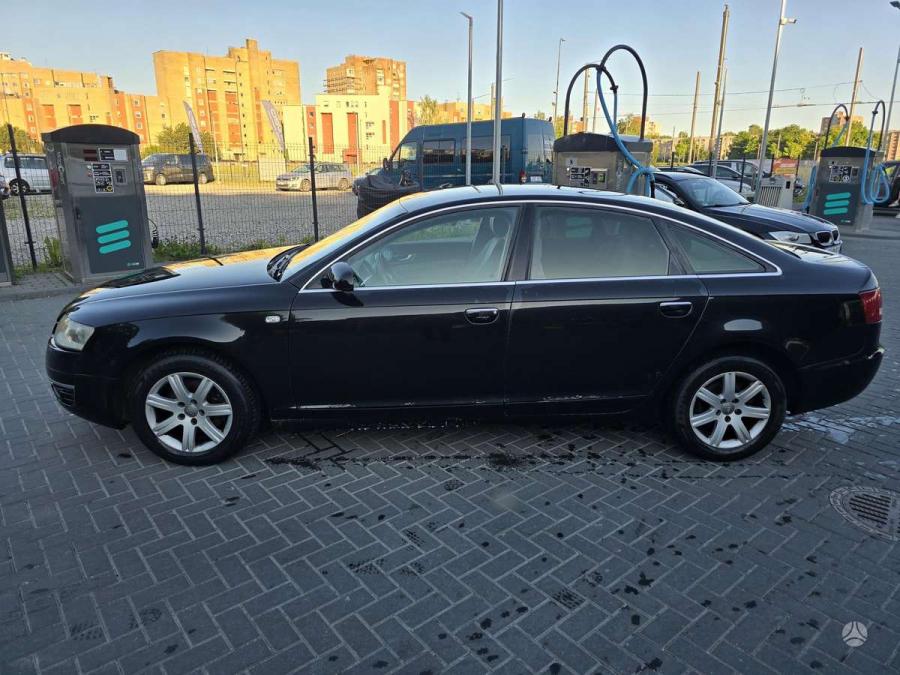 Melns Audi A6 2022 Kauņa, ar dzinēja tilpumu 2.00 L un nobraukumu 325 tūkst. km par 1400 €, foto 4 vietnē AUTOMOTO.COM.LV