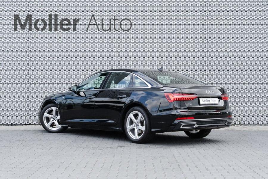 Black Audi A6 2022 in Marupe, with an engine capacity of 2.00 L and mileage of 88 thousand km for 29600 €, photo 4 on AUTOMOTO.COM.LV