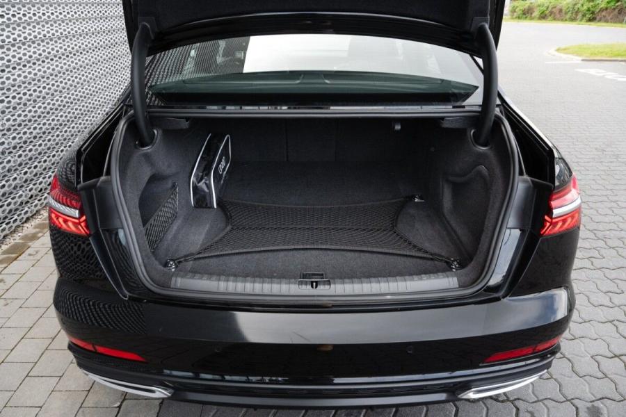Black Audi A6 2022 in Marupe, with an engine capacity of 2.00 L and mileage of 88 thousand km for 29600 €, photo 36 on AUTOMOTO.COM.LV