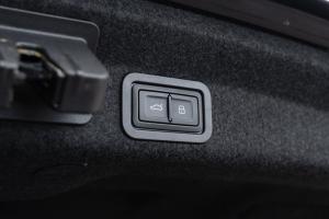 Black Audi A6 2022 in Marupe, with an engine capacity of 2.00 L and mileage of 88 thousand km for 29600 €, photo 37 on AUTOMOTO.COM.LV