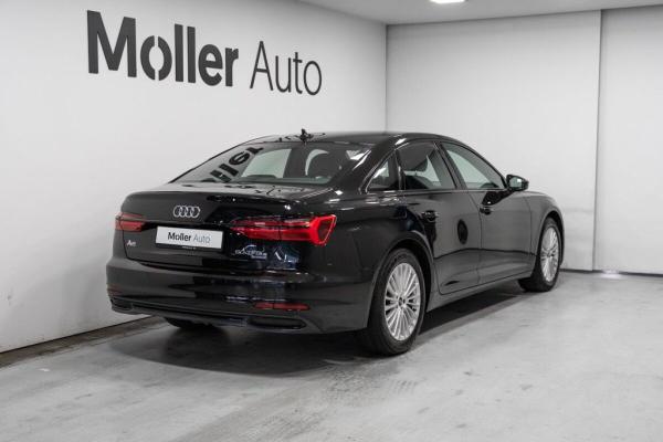 Black Audi A6 2022 in Vilnius, with an engine capacity of 2.00 L and mileage of 76 thousand km for 31950 €, photo 3 on AUTOMOTO.COM.LV