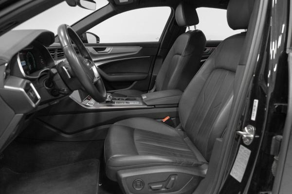 Black Audi A6 2022 in Vilnius, with an engine capacity of 2.00 L and mileage of 76 thousand km for 31950 €, photo 5 on AUTOMOTO.COM.LV