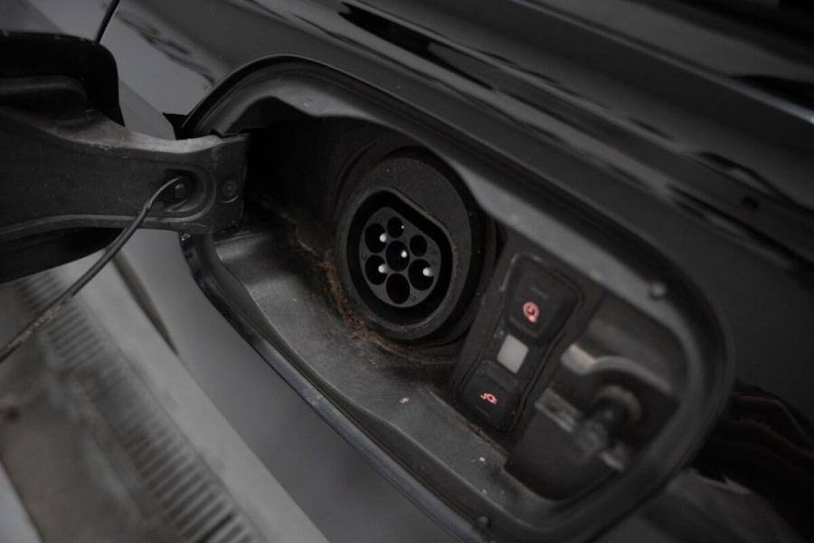 Melns Audi A6 2022 Viļņa, ar dzinēja tilpumu 2.00 L un nobraukumu 76 tūkst. km par 31950 €, foto 21 vietnē AUTOMOTO.COM.LV
