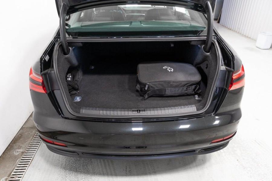 Melns Audi A6 2022 Viļņa, ar dzinēja tilpumu 2.00 L un nobraukumu 76 tūkst. km par 31950 €, foto 22 vietnē AUTOMOTO.COM.LV