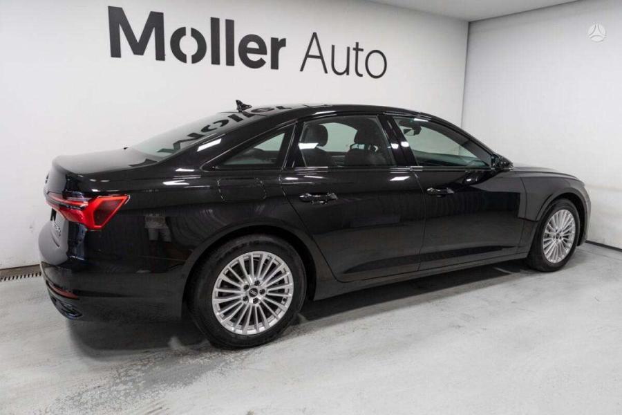 Black Audi A6 2022 in Vilnius, with an engine capacity of 2.00 L and mileage of 76 thousand km for 31950 €, photo 5 on AUTOMOTO.COM.LV