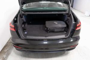 Black Audi A6 2022 in Vilnius, with an engine capacity of 2.00 L and mileage of 76 thousand km for 31950 €, photo 22 on AUTOMOTO.COM.LV
