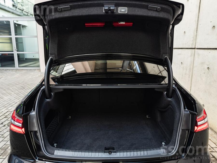 Black Audi A6 2024 in Riga, with an engine capacity of 2.00 L and mileage of 31 thousand km for 37900 €, photo 10 on AUTOMOTO.COM.LV