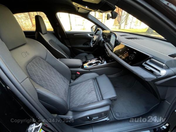 Black Audi A6 2025 in Tallinn, with an engine capacity of 2.00 L and mileage of 15 thousand km for 75900 €, photo 9 on AUTOMOTO.COM.LV