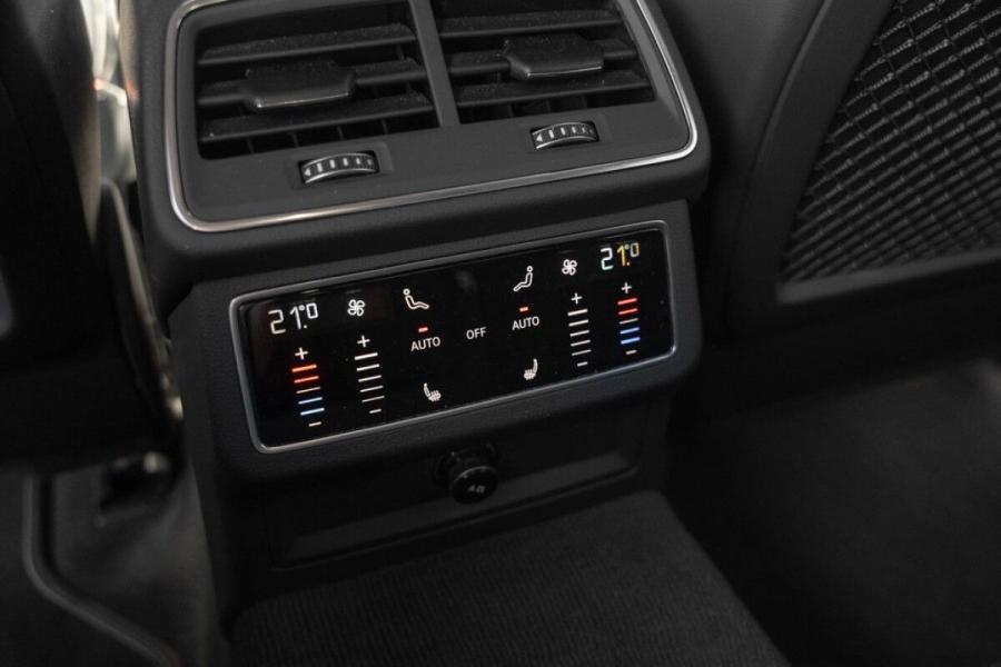 Black Audi A6 2025 in Vilnius, with an engine capacity of 2.00 L and mileage of 42 thousand km for 46200 €, photo 14 on AUTOMOTO.COM.LV