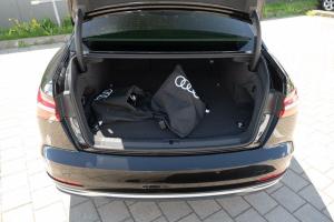 Black Audi A6 2025 in Vilnius, with an engine capacity of 2.00 L and mileage of 42 thousand km for 46200 €, photo 31 on AUTOMOTO.COM.LV