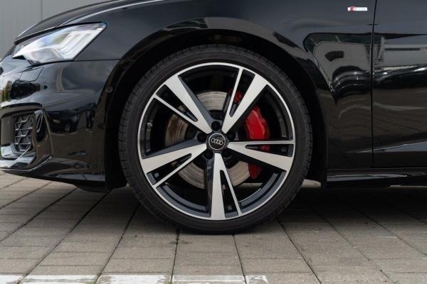 Black Audi A6 2025 in Vilnius, with an engine capacity of 2.00 L and mileage of 24 thousand km for 49500 €, photo 5 on AUTOMOTO.COM.LV