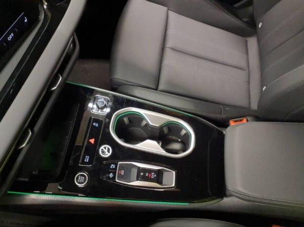 Melns Audi A6 2026 Mārupe, ar dzinēja tilpumu 2.00 L un nobraukumu 11 tūkst. km par 49900 €, foto 6 vietnē AUTOMOTO.COM.LV