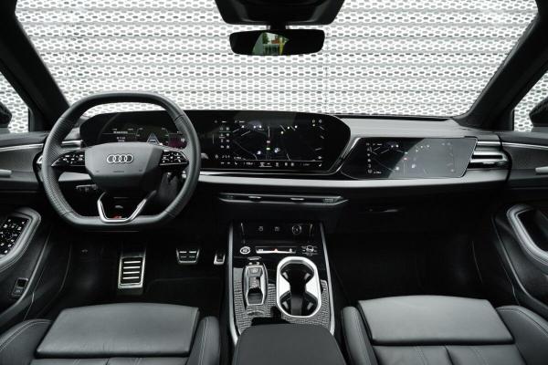Melns Audi A6 2026 Mārupe, ar dzinēja tilpumu 2.00 L un nobraukumu 24 tūkst. km par 45650 €, foto 8 vietnē AUTOMOTO.COM.LV