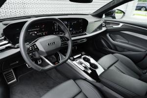 Melns Audi A6 2026 Mārupe, ar dzinēja tilpumu 2.00 L un nobraukumu 24 tūkst. km par 45650 €, foto 14 vietnē AUTOMOTO.COM.LV