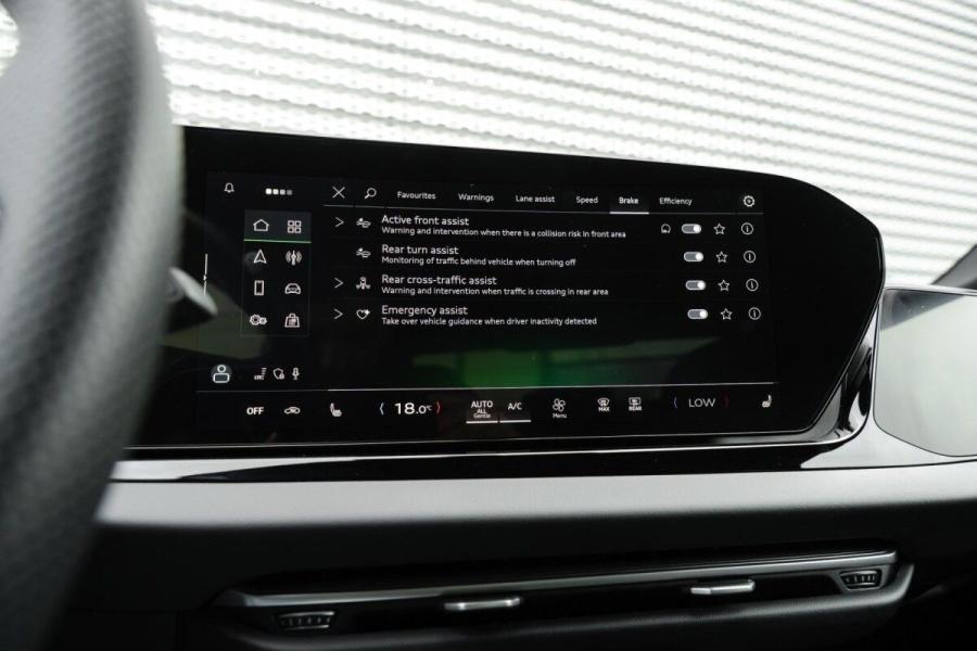 Melns Audi A6 2026 Mārupe, ar dzinēja tilpumu 2.00 L un nobraukumu 24 tūkst. km par 45650 €, foto 26 vietnē AUTOMOTO.COM.LV