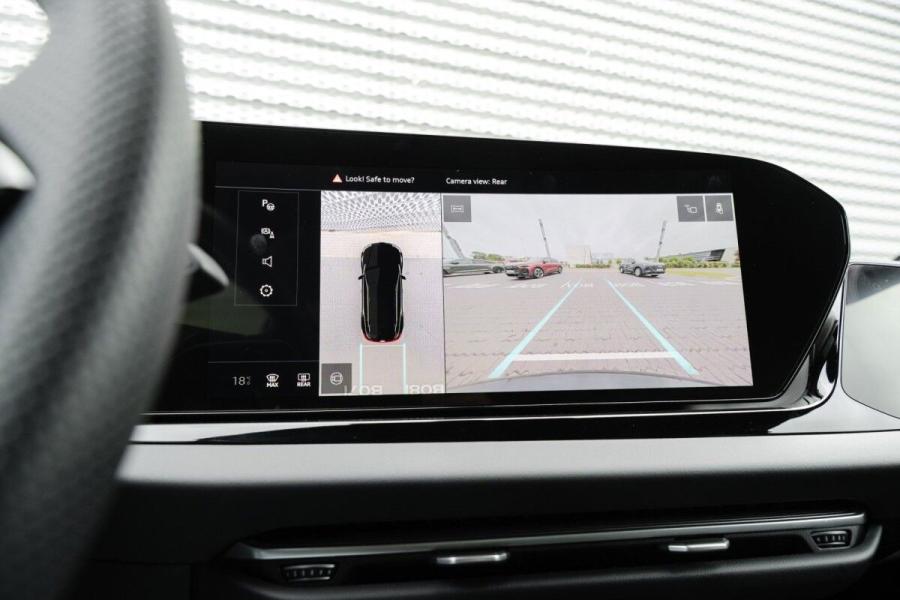 Melns Audi A6 2026 Mārupe, ar dzinēja tilpumu 2.00 L un nobraukumu 24 tūkst. km par 45650 €, foto 31 vietnē AUTOMOTO.COM.LV