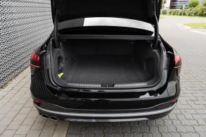 Melns Audi A6 2026 Mārupe, ar dzinēja tilpumu 2.00 L un nobraukumu 24 tūkst. km par 45650 €, foto 37 vietnē AUTOMOTO.COM.LV