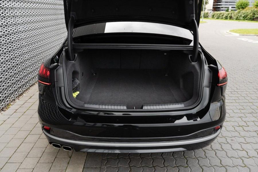 Melns Audi A6 2026 Mārupe, ar dzinēja tilpumu 2.00 L un nobraukumu 24 tūkst. km par 45650 €, foto 37 vietnē AUTOMOTO.COM.LV