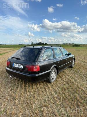 Black Audi A6 1994 in Bauska, with an engine capacity of 2.50 L and mileage of 389 thousand km for 1699 €, photo 3 on AUTOMOTO.COM.LV