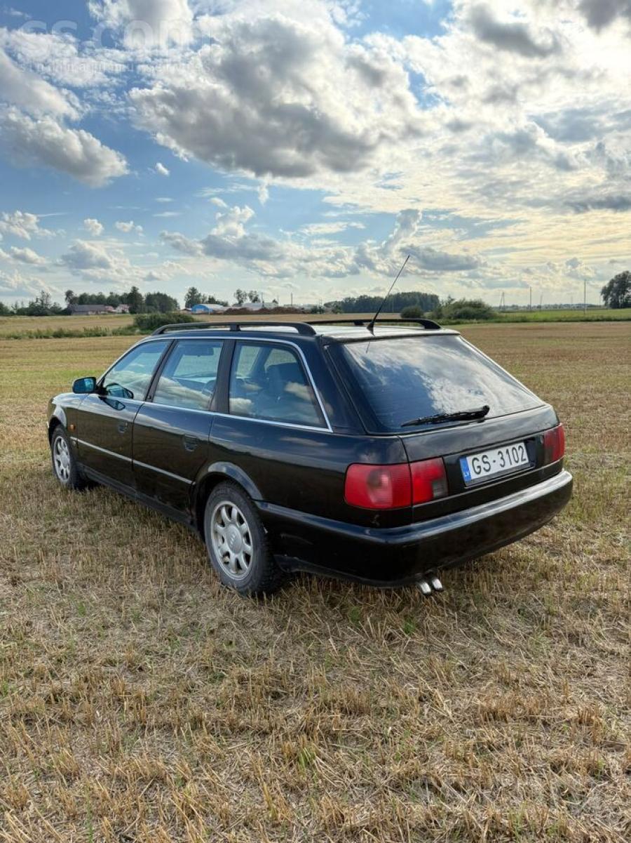 Black Audi A6 1994 in Bauska, with an engine capacity of 2.50 L and mileage of 389 thousand km for 1699 €, photo 5 on AUTOMOTO.COM.LV