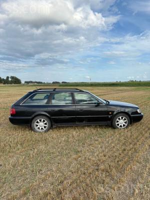 Black Audi A6 1994 in Bauska, with an engine capacity of 2.50 L and mileage of 389 thousand km for 1699 €, photo 9 on AUTOMOTO.COM.LV