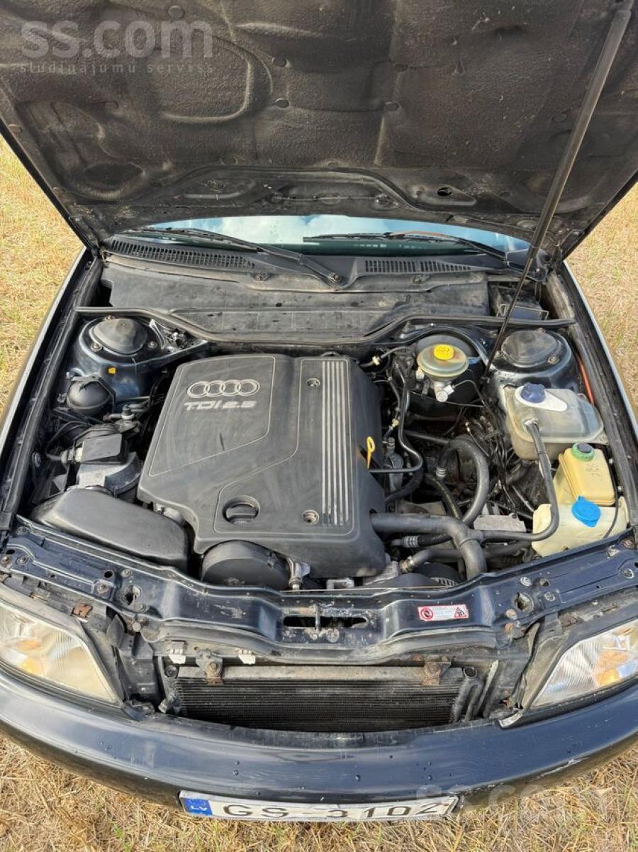 Black Audi A6 1994 in Bauska, with an engine capacity of 2.50 L and mileage of 389 thousand km for 1699 €, photo 13 on AUTOMOTO.COM.LV