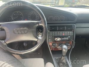 Black Audi A6 1995 in Daugavpils, with an engine capacity of 2.50 L and mileage of 410 thousand km for 810 €, photo 7 on AUTOMOTO.COM.LV