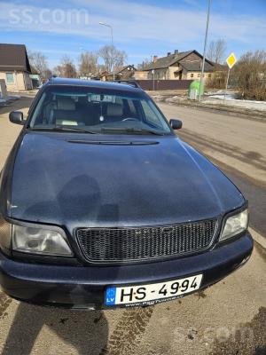 Melns Audi A6 1995 Daugavpils, ar dzinēja tilpumu 2.50 L un nobraukumu 452 tūkst. km par 1560 €, foto 4 vietnē AUTOMOTO.COM.LV