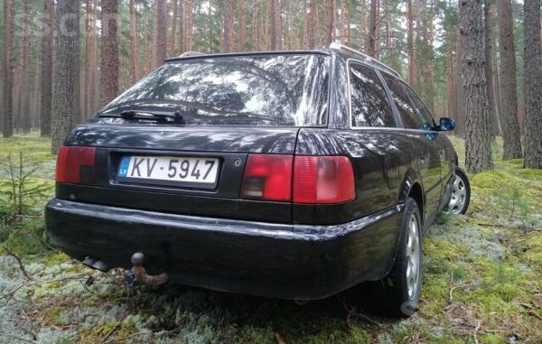 Melns Audi A6 1996 Rīga, ar dzinēja tilpumu 2.50 L un nobraukumu 438 tūkst. km par 2700 €, foto 2 vietnē AUTOMOTO.COM.LV