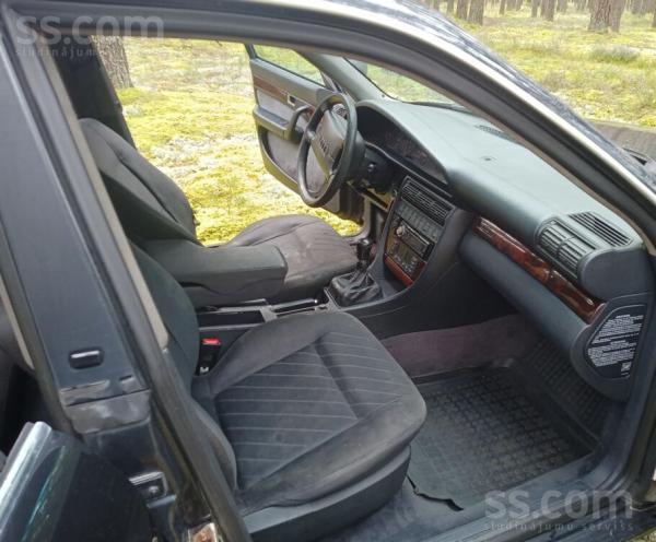 Melns Audi A6 1996 Rīga, ar dzinēja tilpumu 2.50 L un nobraukumu 438 tūkst. km par 2700 €, foto 8 vietnē AUTOMOTO.COM.LV