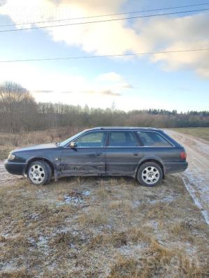 Black Audi A6 1996 in Preili, with an engine capacity of 2.50 L and mileage of 590 thousand km for 2700 €, photo 5 on AUTOMOTO.COM.LV