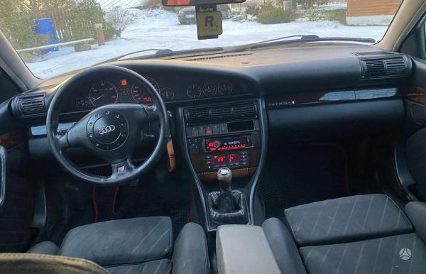 Melns Audi A6 1996 Viļņa, ar dzinēja tilpumu 2.50 L un nobraukumu 406 tūkst. km par 2000 €, foto 9 vietnē AUTOMOTO.COM.LV