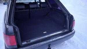 Черный Ауди А6 1996 в Вильнюс, объемом двигателя 2.46 л и пробегом 457 тыс. км за 2950 €, фото 10 на AUTOMOTO.COM.LV