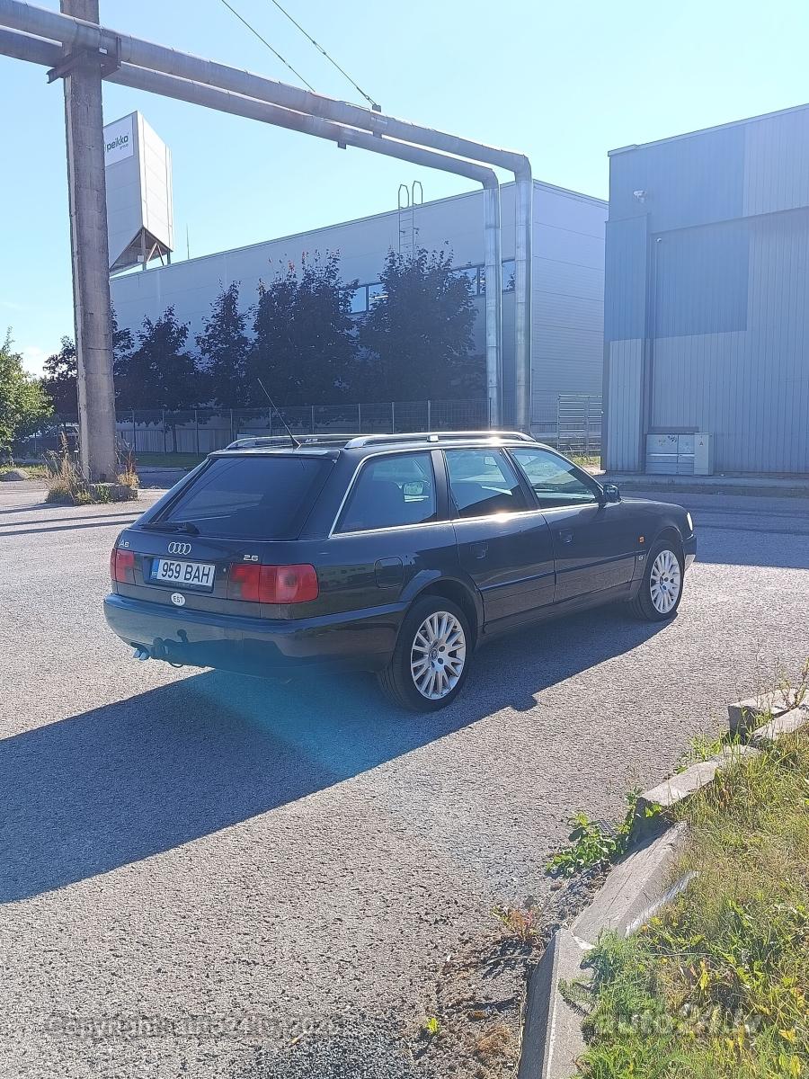 Black Audi A6 1996 in Tallinn, with an engine capacity of 2.50 L and mileage of 490 thousand km for 1699 €, photo 4 on AUTOMOTO.COM.LV