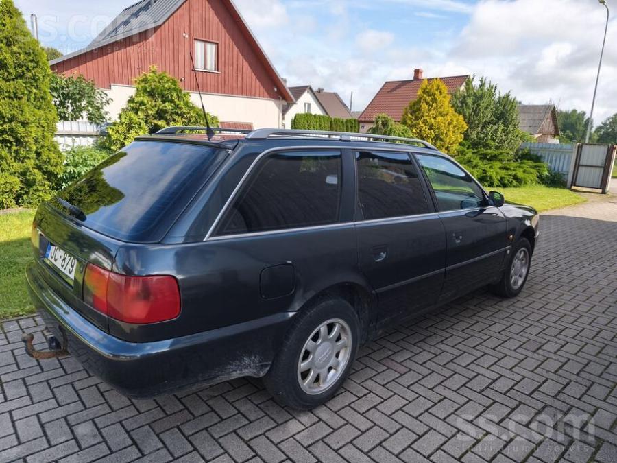Black Audi A6 1997 in Daugavpils, with an engine capacity of 2.50 L and mileage of 336 thousand km for 1700 €, photo 1 on AUTOMOTO.COM.LV