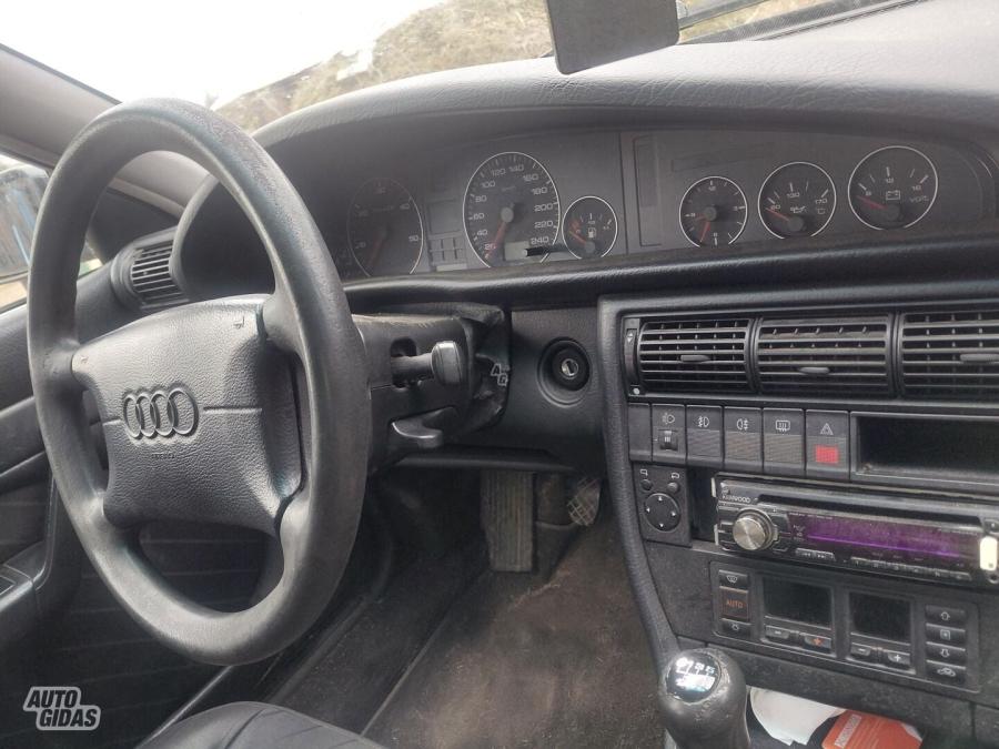 Melns Audi A6 1997 Utena, ar dzinēja tilpumu 2.50 L un nobraukumu 457 tūkst. km par 750 €, foto 7 vietnē AUTOMOTO.COM.LV
