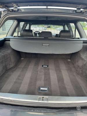 Melns Audi A6 1999 Kauņa, ar dzinēja tilpumu 1.90 L un nobraukumu 360 tūkst. km par 1250 €, foto 16 vietnē AUTOMOTO.COM.LV