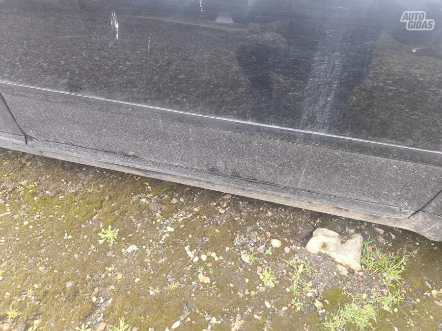Melns Audi A6 2000 Utena, ar dzinēja tilpumu 2.50 L un nobraukumu 303 tūkst. km par 1050 €, foto 15 vietnē AUTOMOTO.COM.LV