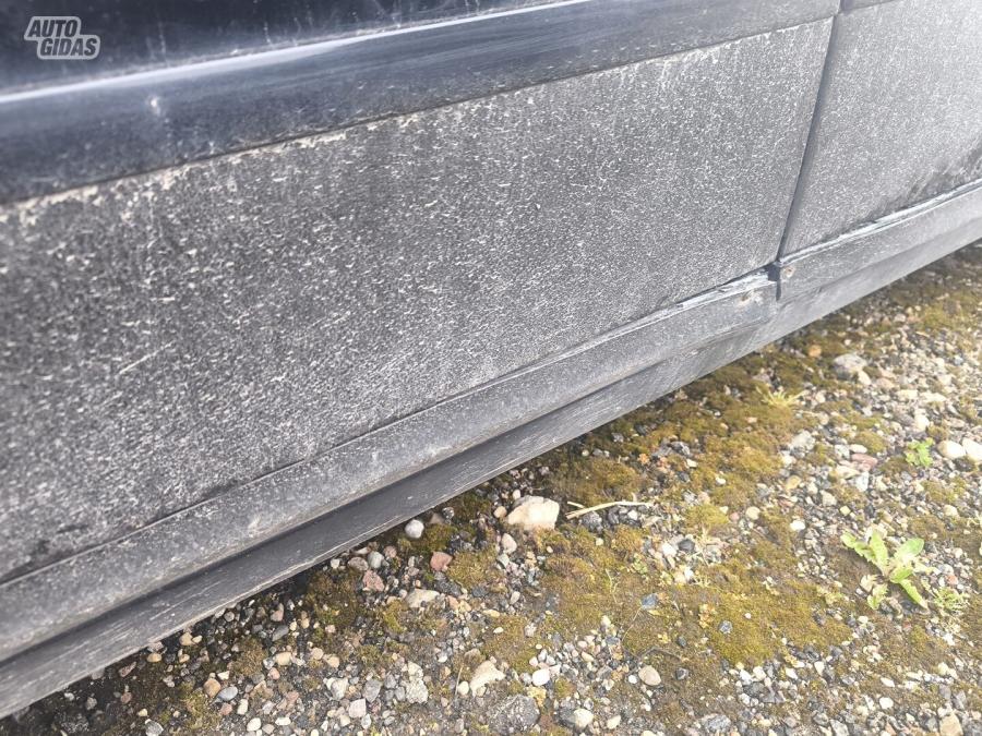 Melns Audi A6 2000 Utena, ar dzinēja tilpumu 2.50 L un nobraukumu 303 tūkst. km par 1050 €, foto 16 vietnē AUTOMOTO.COM.LV