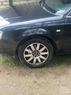 Black Audi A6 2000 in Kaunas, with an engine capacity of 2.40 L and mileage of 270 thousand km for 519 €, photo 6 on AUTOMOTO.COM.LV