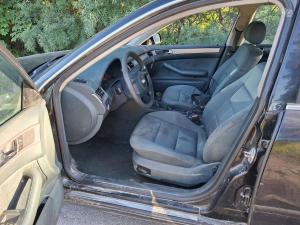 Black Audi A6 2000 in Plunge, with an engine capacity of 2.50 L and mileage of 342 thousand km for 650 €, photo 6 on AUTOMOTO.COM.LV