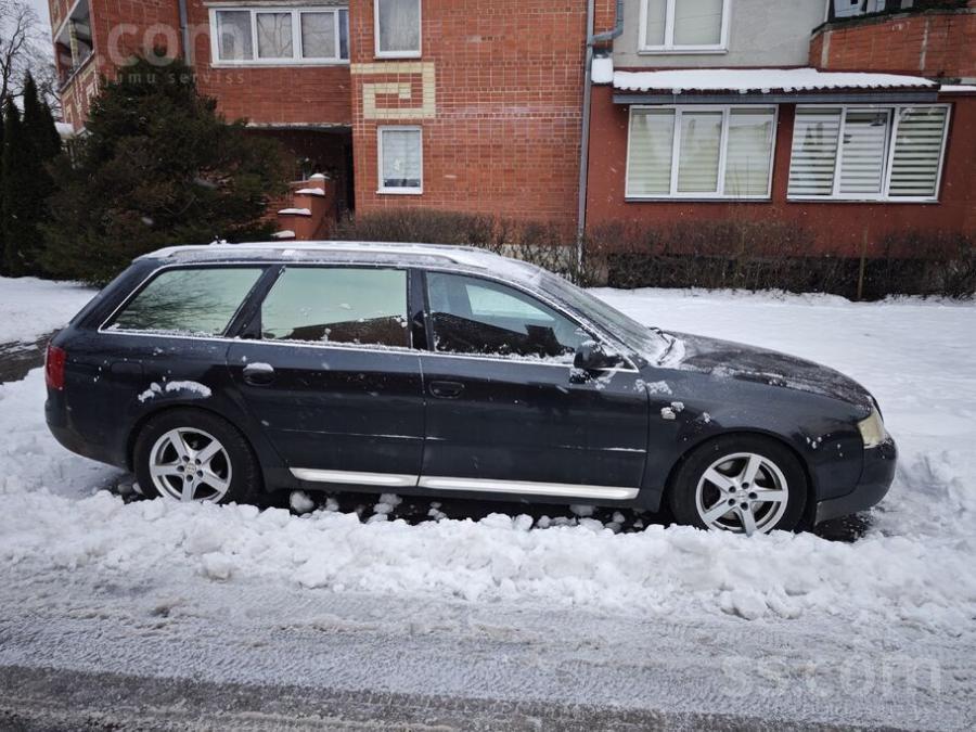 Melns Audi A6 2001 Rīga, ar dzinēja tilpumu 2.50 L un nobraukumu 396 tūkst. km par 680 €, foto 1 vietnē AUTOMOTO.COM.LV
