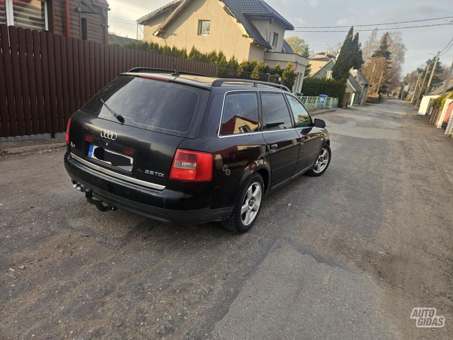 Melns Audi A6 2001 Vilkaviškis, ar dzinēja tilpumu 2.50 L un nobraukumu 371 tūkst. km par 830 €, foto 4 vietnē AUTOMOTO.COM.LV