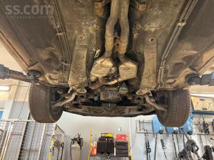 Black Audi A6 2001 in Riga, with an engine capacity of 2.50 L and mileage of 555 thousand km for 1350 €, photo 10 on AUTOMOTO.COM.LV